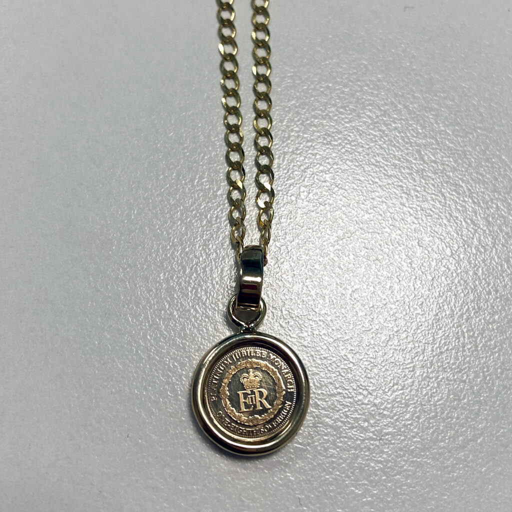 9ct Gold Necklace with Bezel Mount for Jubilee Coin - House of McCue